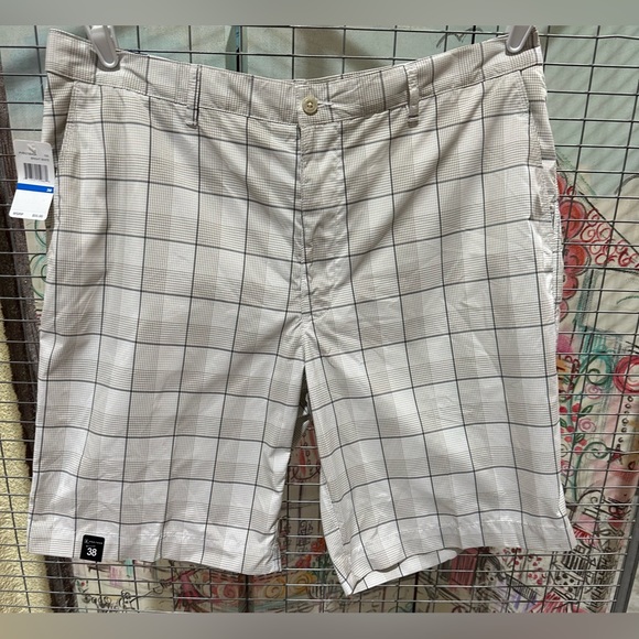 PGA Tour | Shorts | Nwt Pga Tour Expandable Waistband Mens Size 38 ...